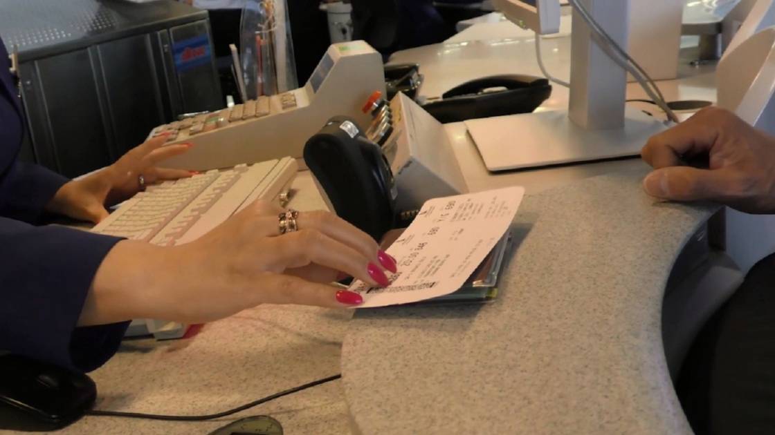 expiTV | Check-in bei South African Airways am Frankfurter Flughafen